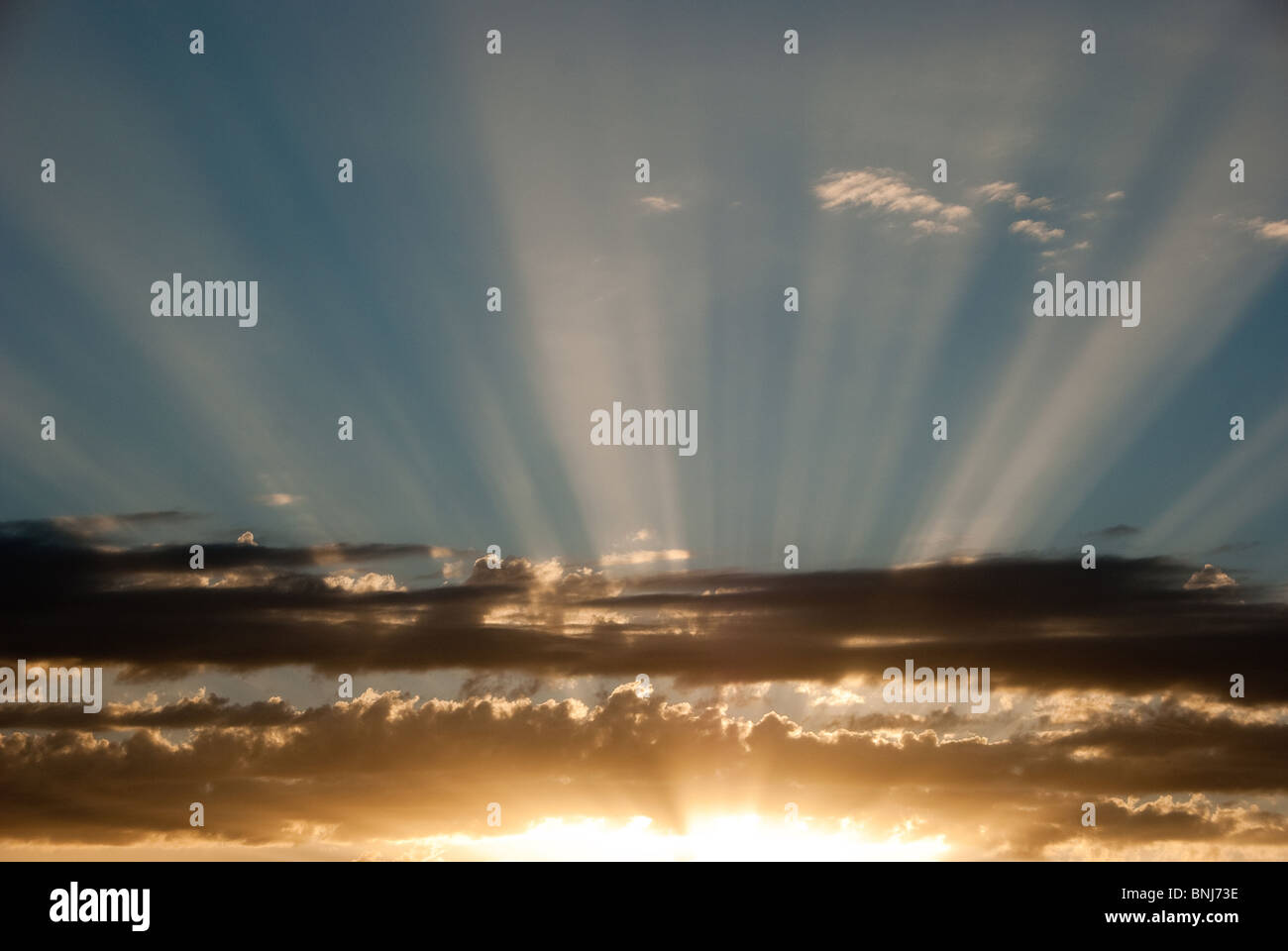 Sunset sunbeams hi-res stock photography and images - Alamy