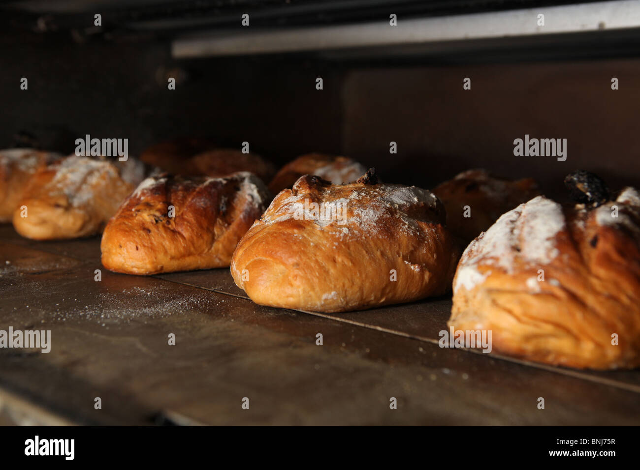 Traditional baking method hi-res stock photography and images - Alamy