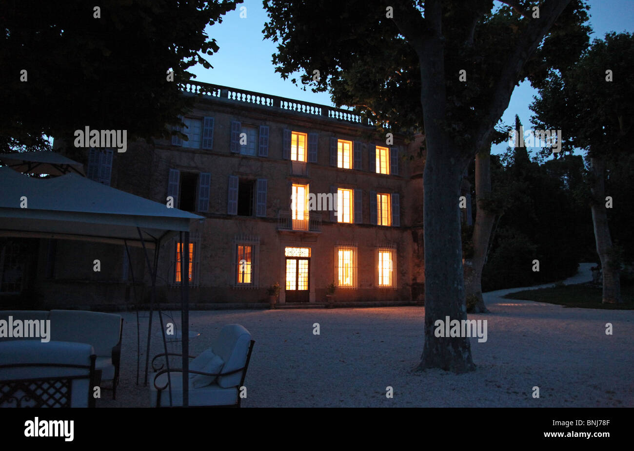 Chateau lights hi-res stock photography and images - Alamy