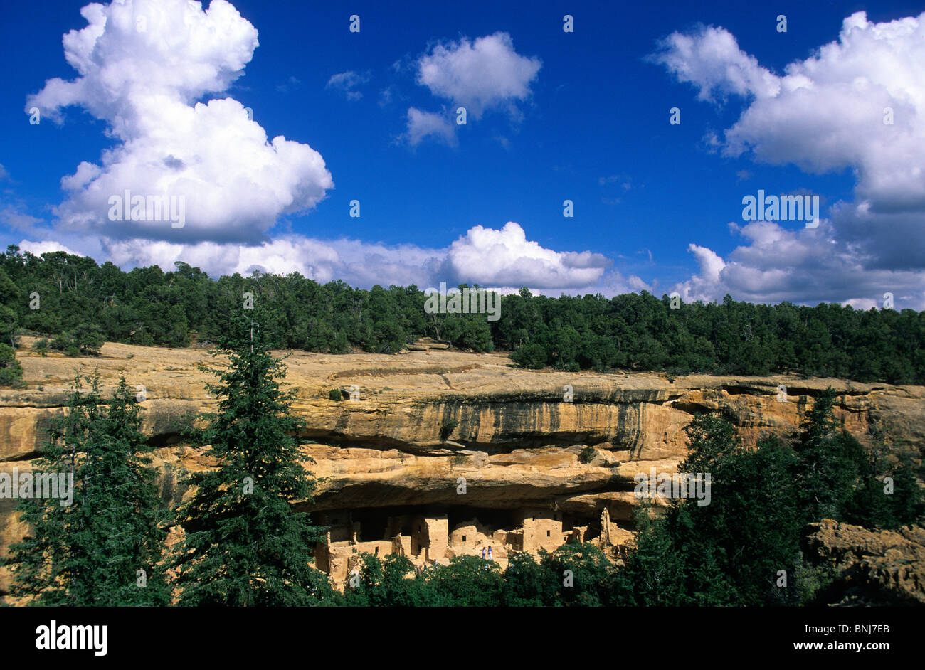 USA Colorado national park cave rock houses rock Dwellings Indians ...