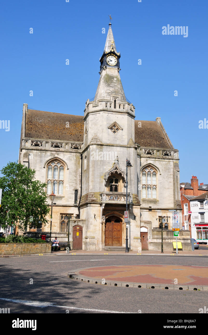 Banbury town centre hi-res stock photography and images - Alamy