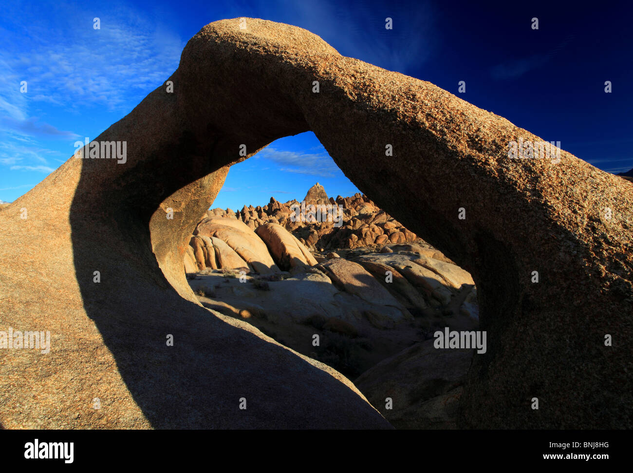 Mobius Arch Lone Pine Peak Mount Whitney Lower Natural arch Eroded ...