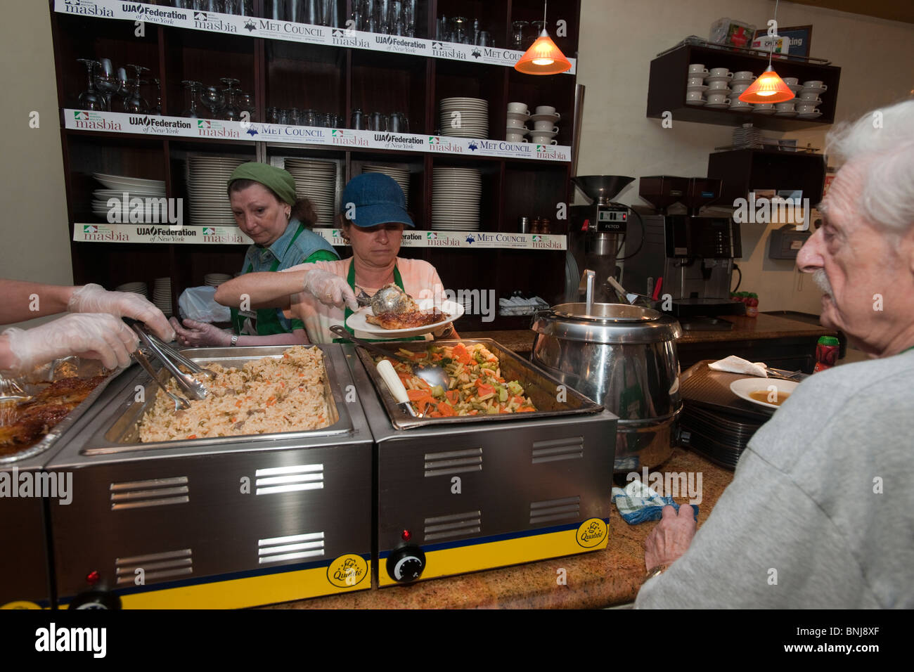 Orthodox jewish food table hi-res stock photography and images - Alamy