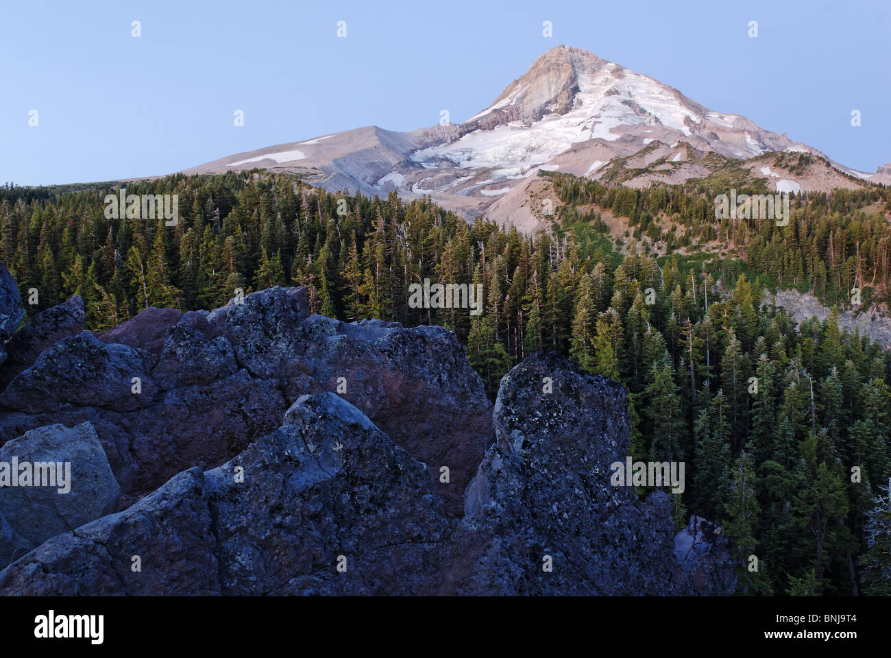 East face volcano Mount Hood Elliot glacier Cloud Cap Cascade Range ...