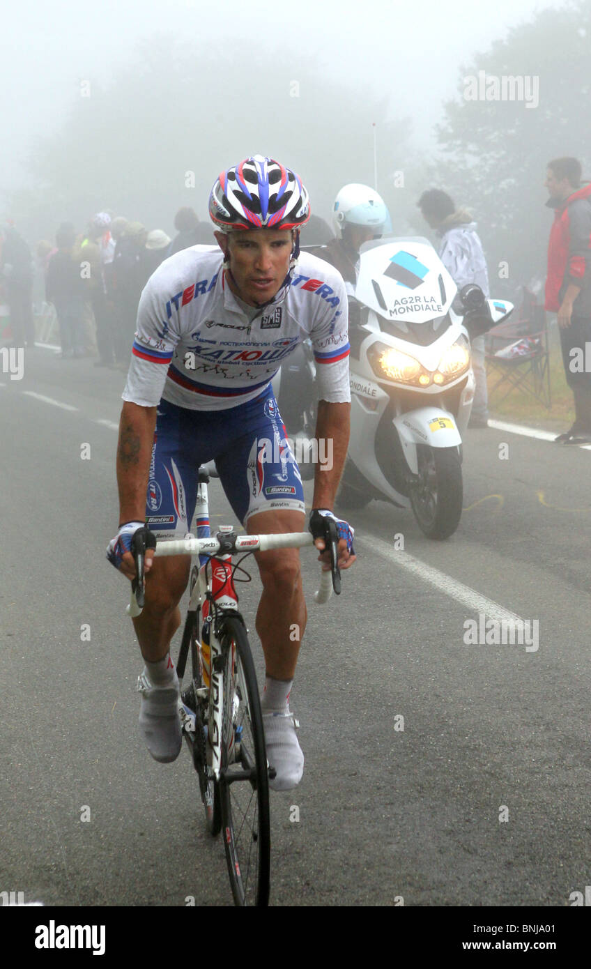 22.07.2010 Tour de France, Oliver Rodriguez climbing the Col du ...