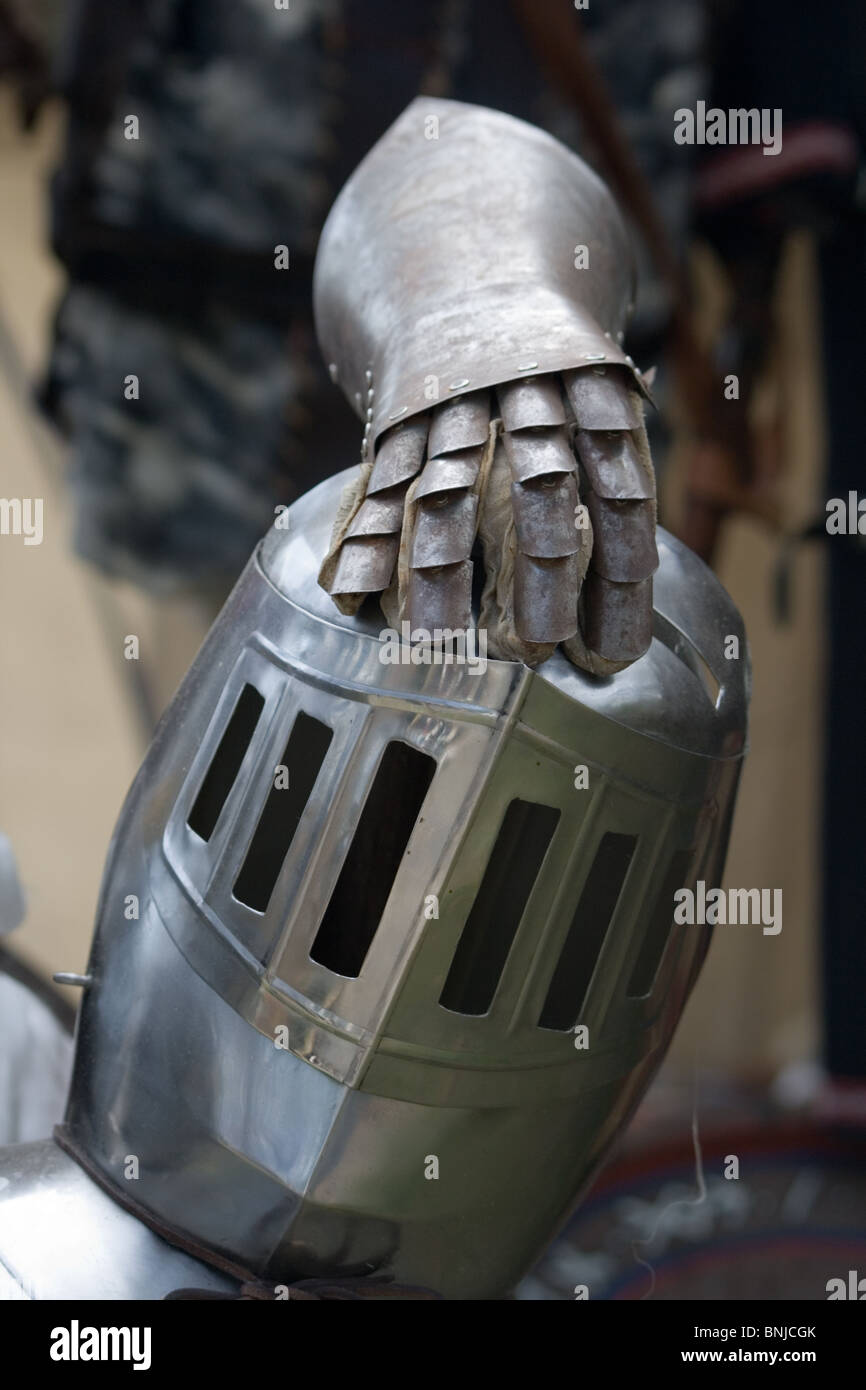 Medieval iron hi-res stock photography and images - Alamy