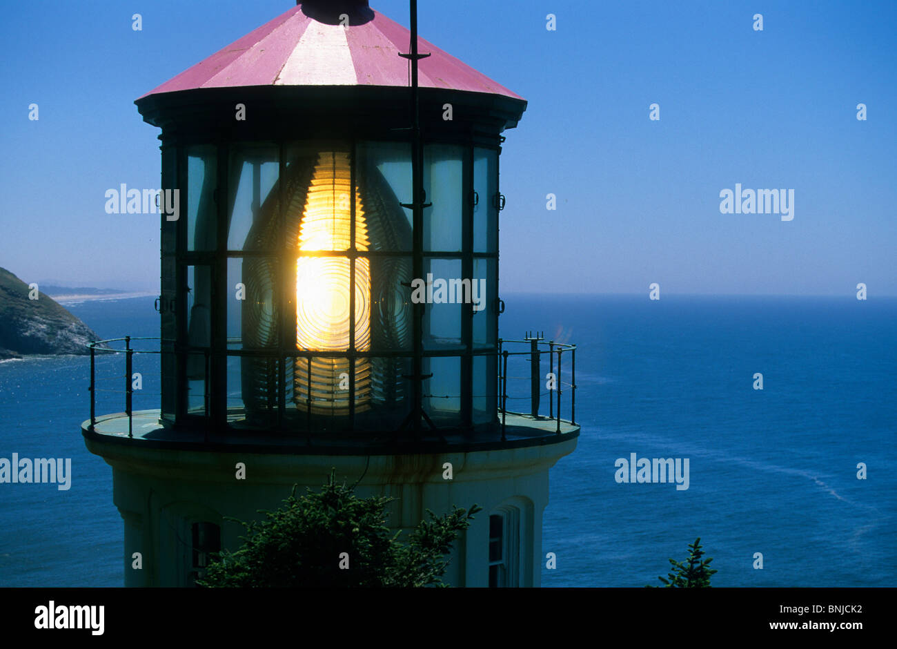 USA Oregon Pacific coast ocean sea lighthouse beacon Heceta Head ...