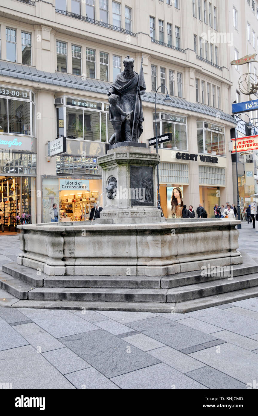 Sculpture man statue vienna hi-res stock photography and images - Alamy