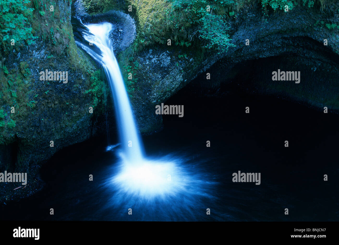 USA Oregon waterfall washed out rocks cliffs rocks erosion Punch ...