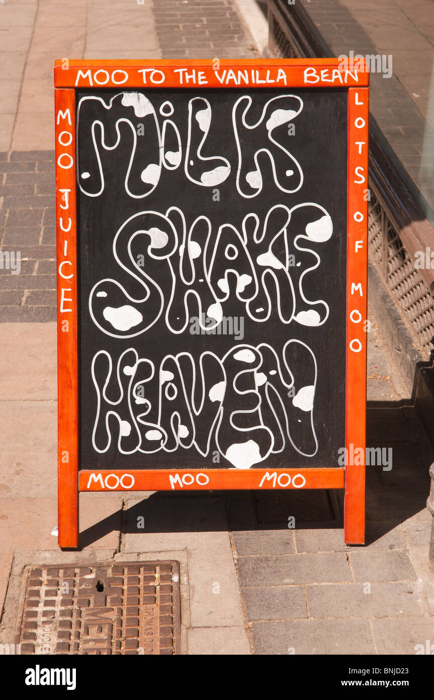 Milkshake bar bars hi-res stock photography and images - Alamy