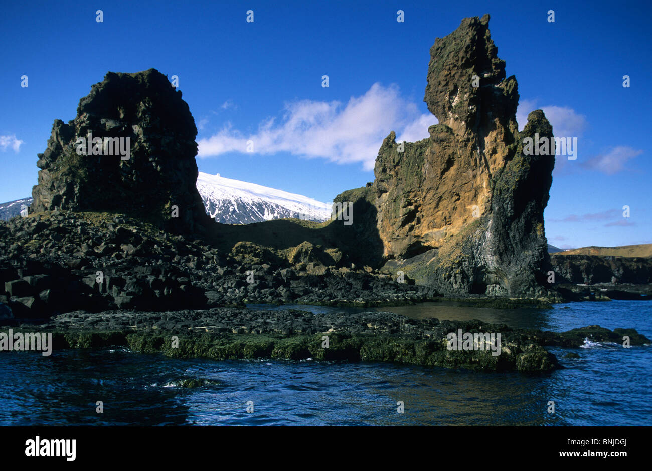 Londrangar iceland landscape scenery cliff hi-res stock photography and ...