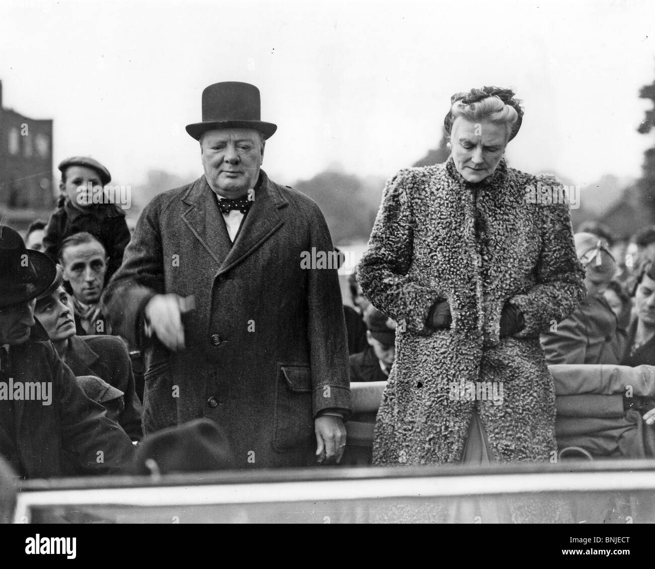 WINSTON CHURCHILL campaigning with wife Clementine in the 1945 General ...