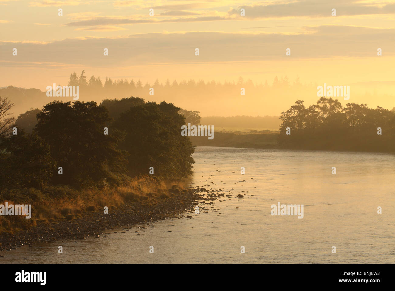 Deeside fishing hi-res stock photography and images - Alamy