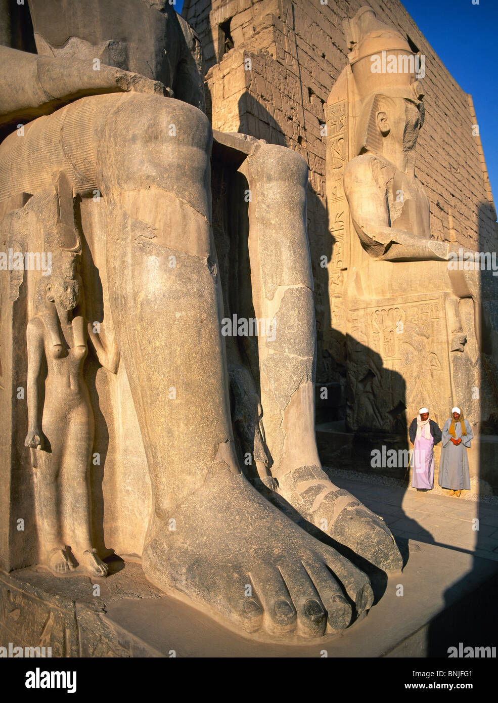 Luxor temple egypt ramses hi-res stock photography and images - Alamy
