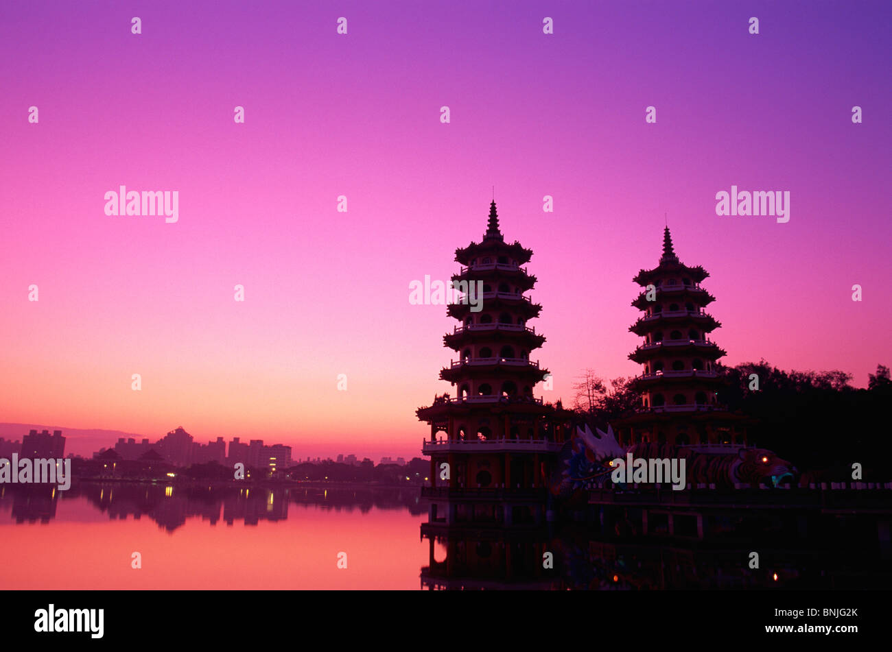 Taiwan Kaohsiung Lotus Lake Dragon Tiger Pagodas Asia China Formosa ...