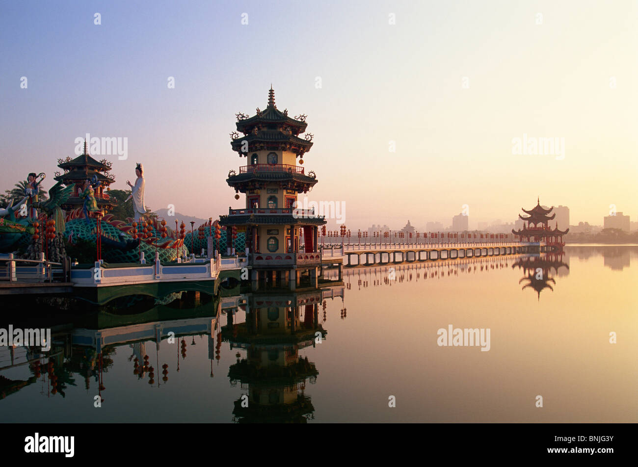 Taiwan Kaohsiung Lotus Lake Spring Autumn Pavilions Asia China Formosa ...