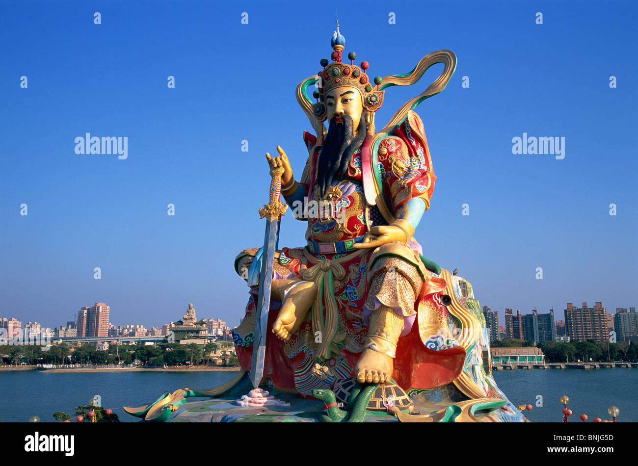 Taiwan Kaohsiung Lotus Lake Statue of Taoist God Xuan-tian-shang-di ...