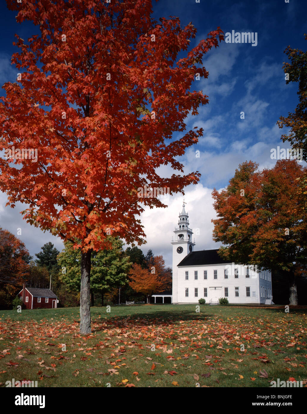 Rural church in hampshire hi-res stock photography and images - Alamy