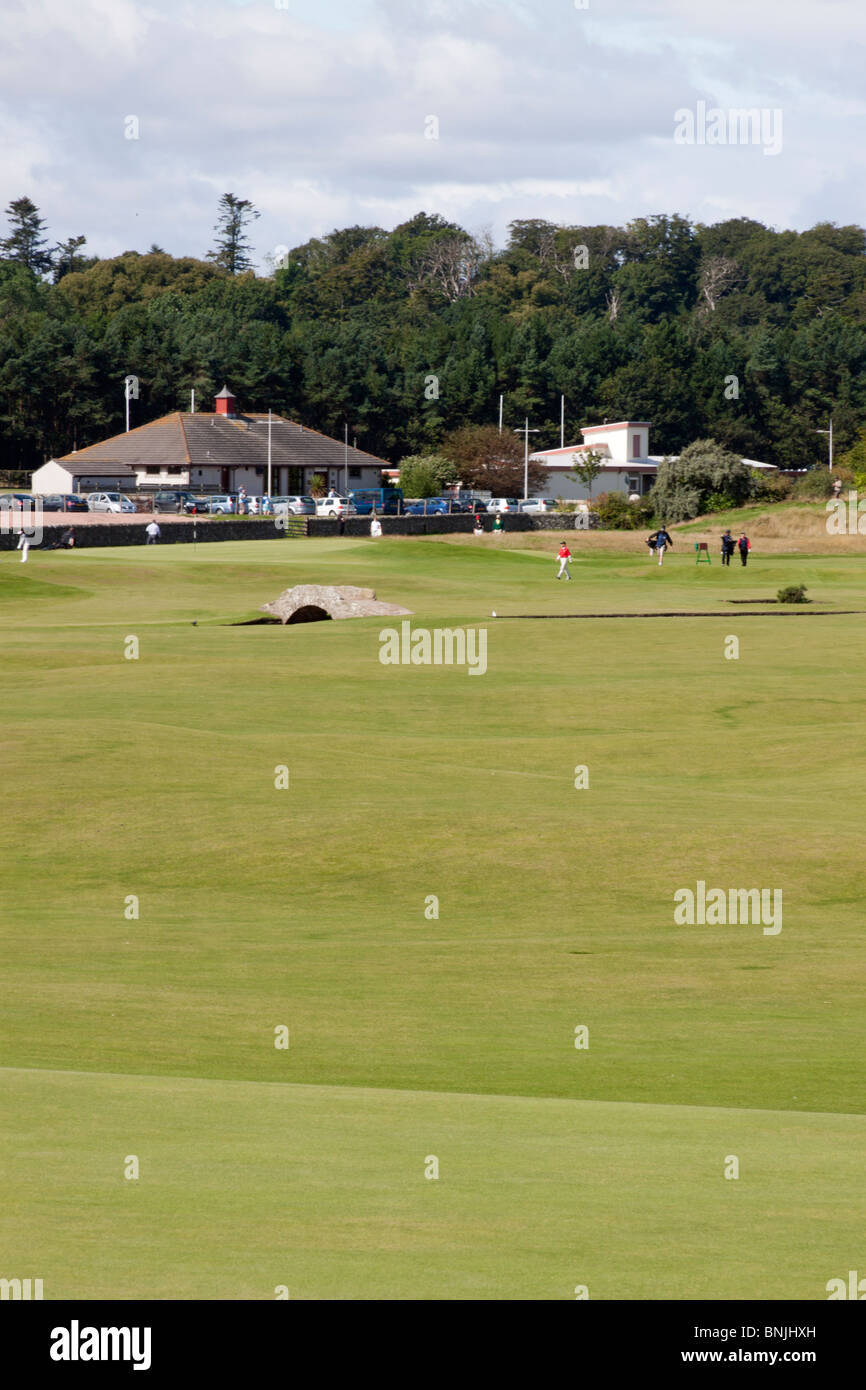 The Swilken Bridge on the 18th Fairway of the Royal and Ancient Golf ...
