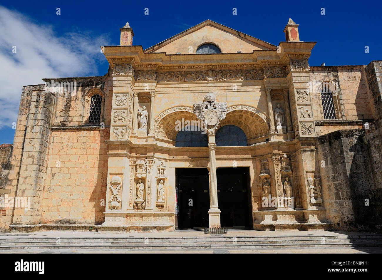 Cathedral Catedral Santo Domingo Parque Colon Zona Colonial Santo ...