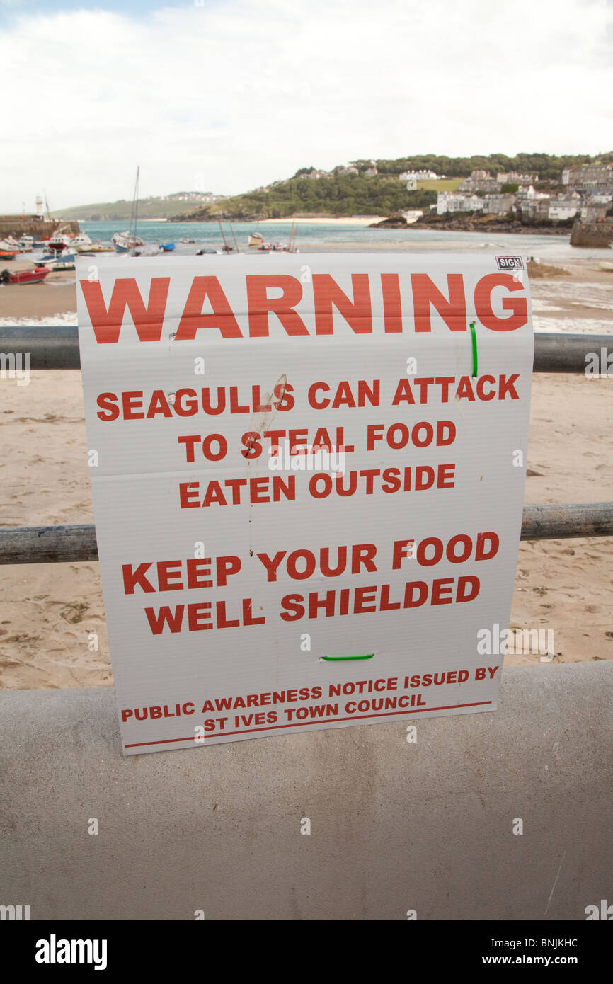 Seagull warning sign hi-res stock photography and images - Alamy