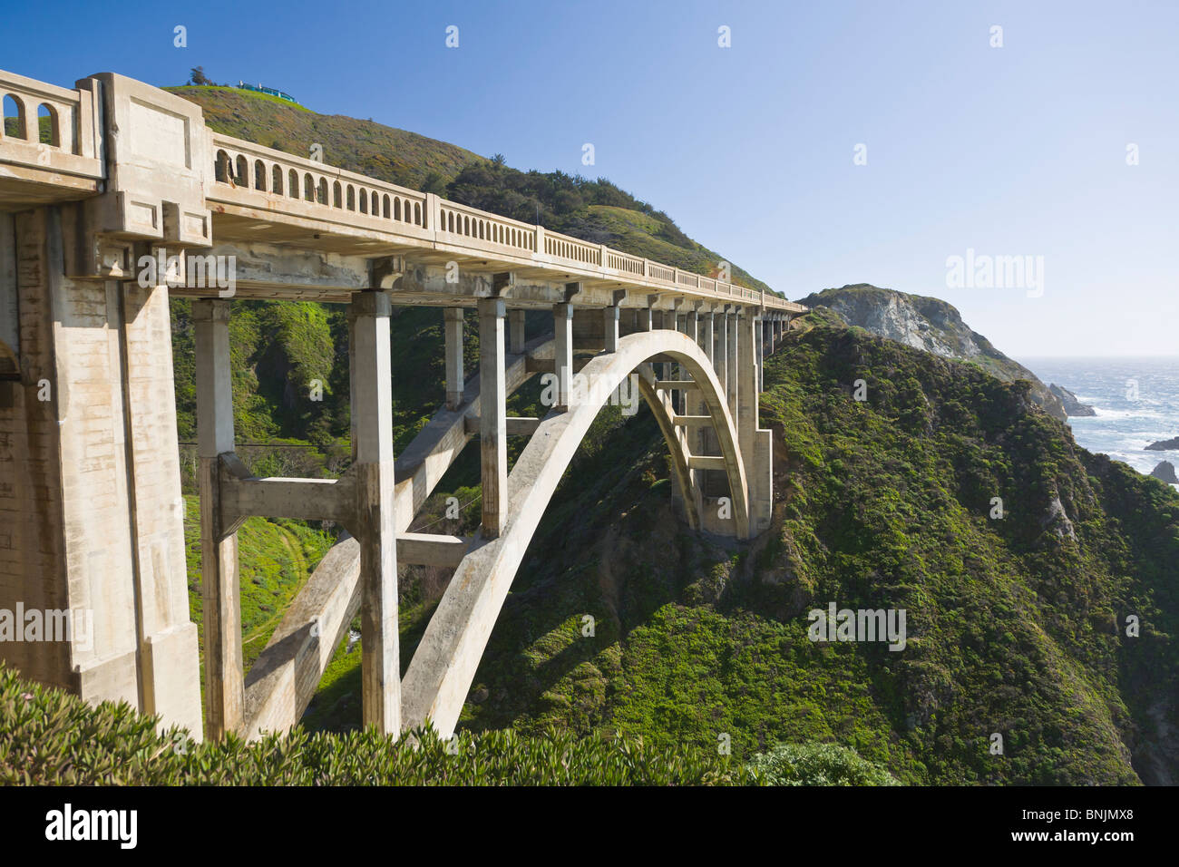Bixby Bridge on Pacific Coast Rt1 in Big Sur California Stock Photo - Alamy