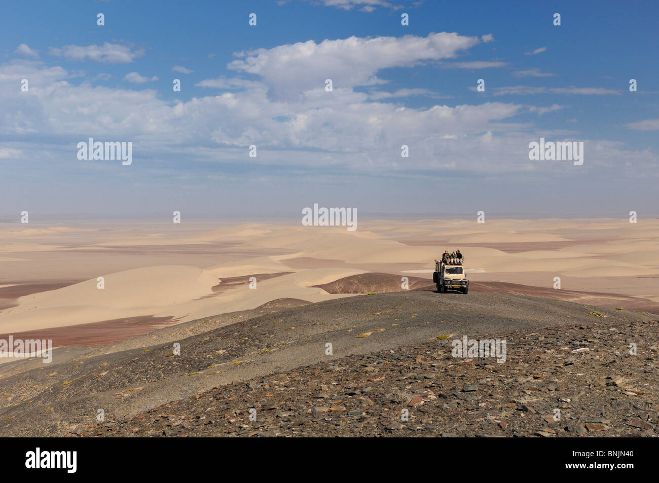 4x4 Tour vehicle in Sand Dunes Skeleton Coast Camp Wilderness Safaris ...