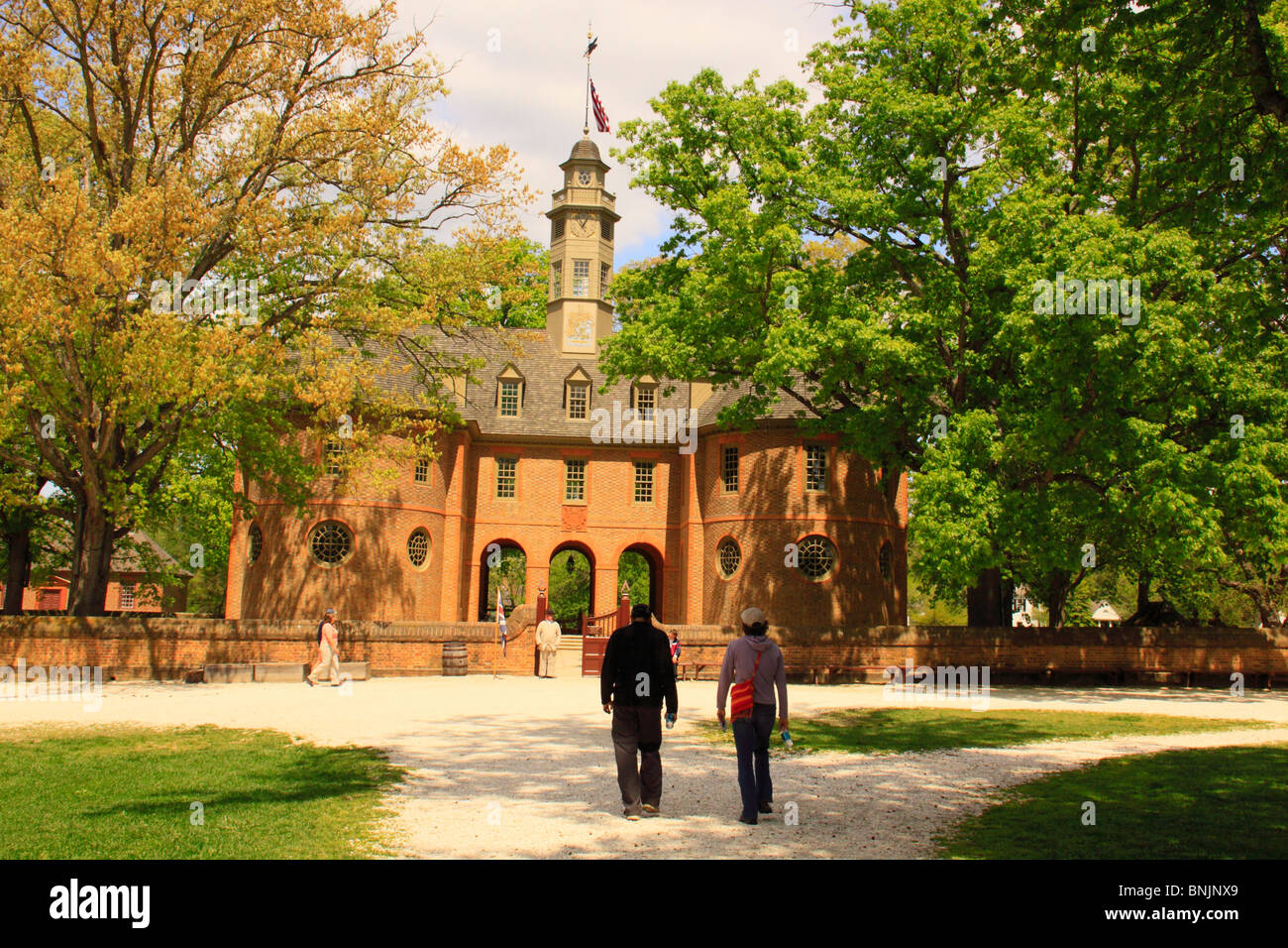 Costumed guide hi-res stock photography and images - Alamy