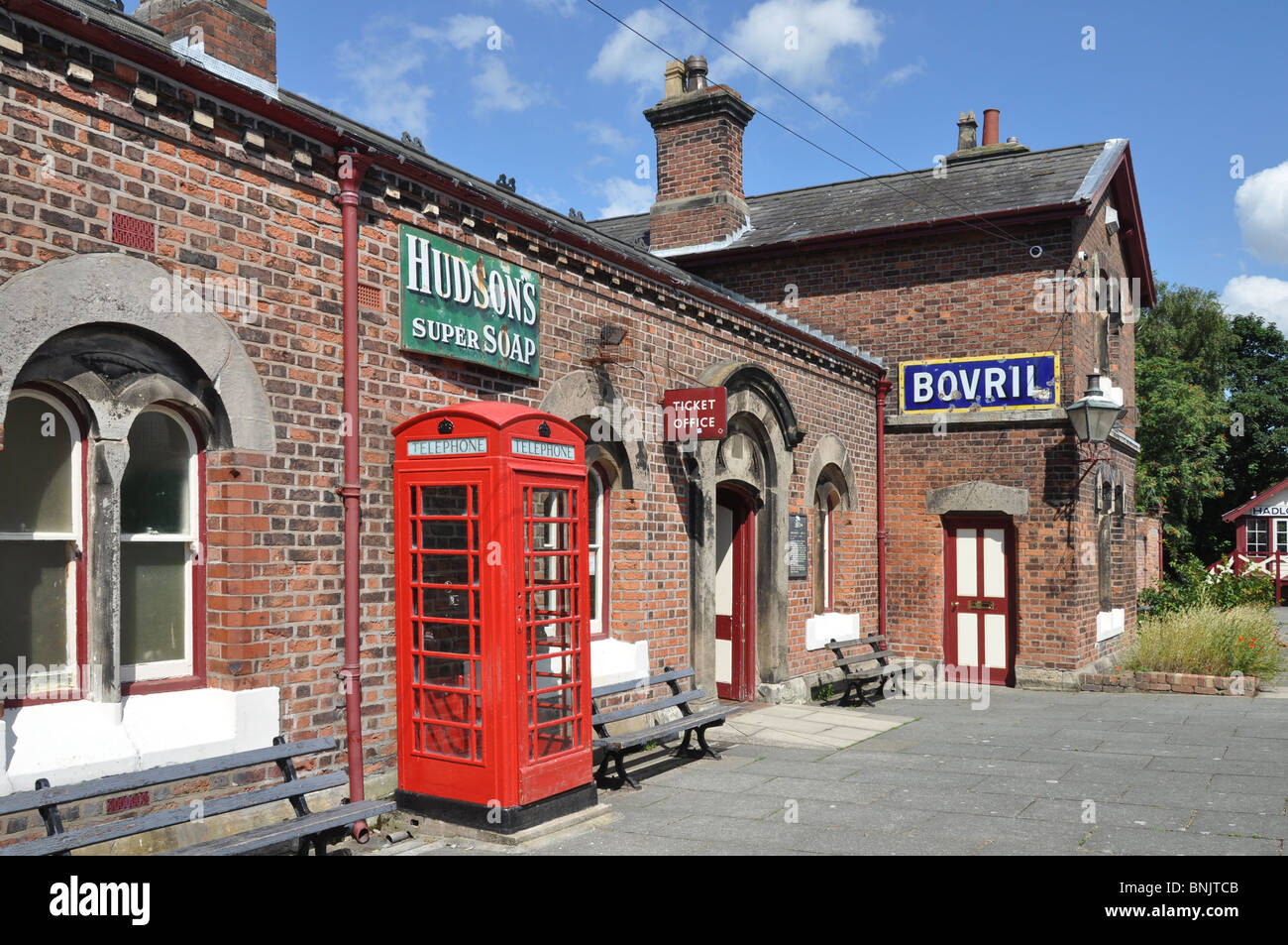 Closed Station Willaston Wirral High Resolution Stock Photography and ...