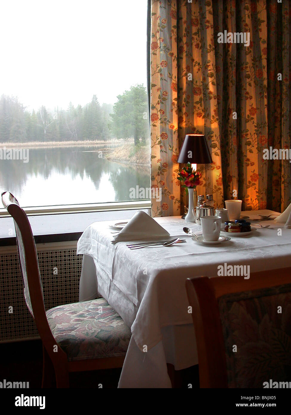 Table For Two At A Lakeside Restaurant Stock Photo - Alamy