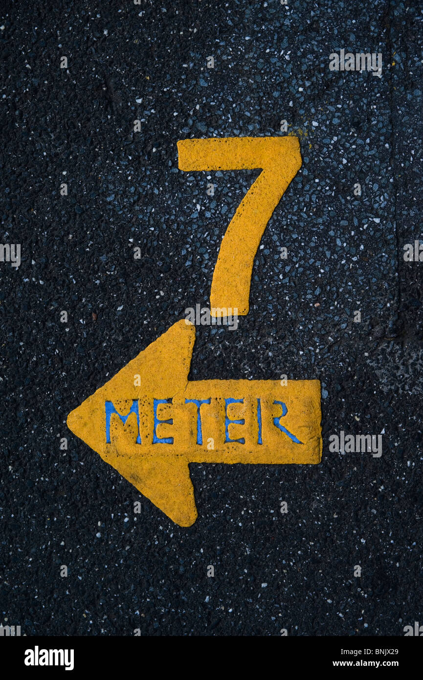 Yellow Number 7 High Resolution Stock Photography and Images - Alamy