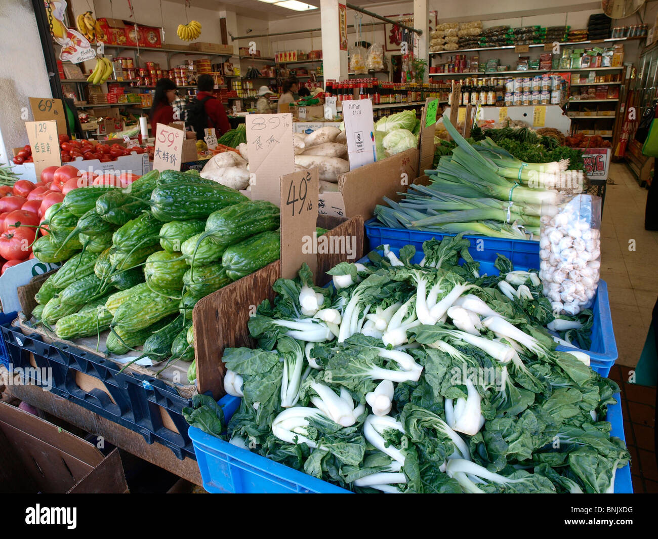 Vegetable store in Chinatown San Francisco Stock Photo - Alamy