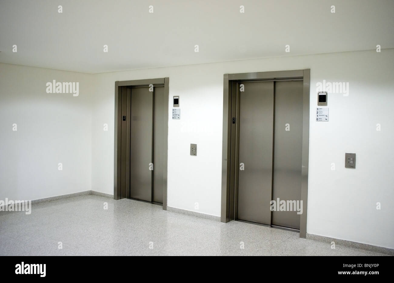 Modern elevator door hi-res stock photography and images - Alamy