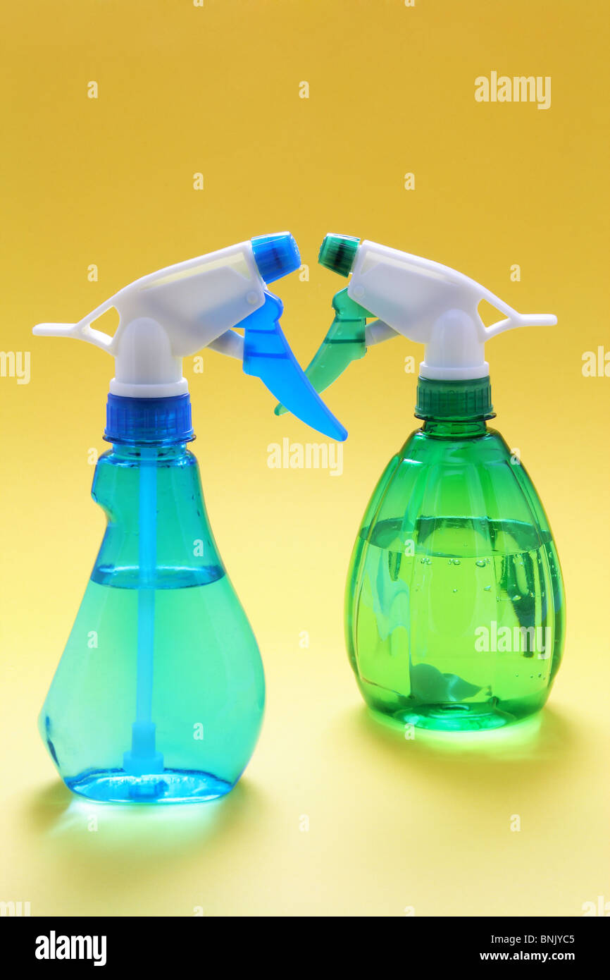 Nozzle bottles hi-res stock photography and images - Alamy