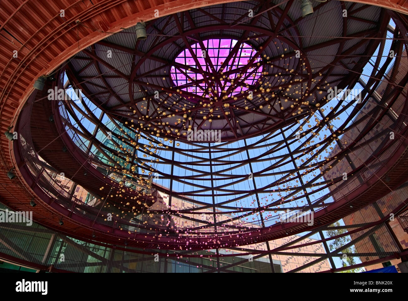 Front Entry Plaza of the California Science Center in Los Angeles Stock ...
