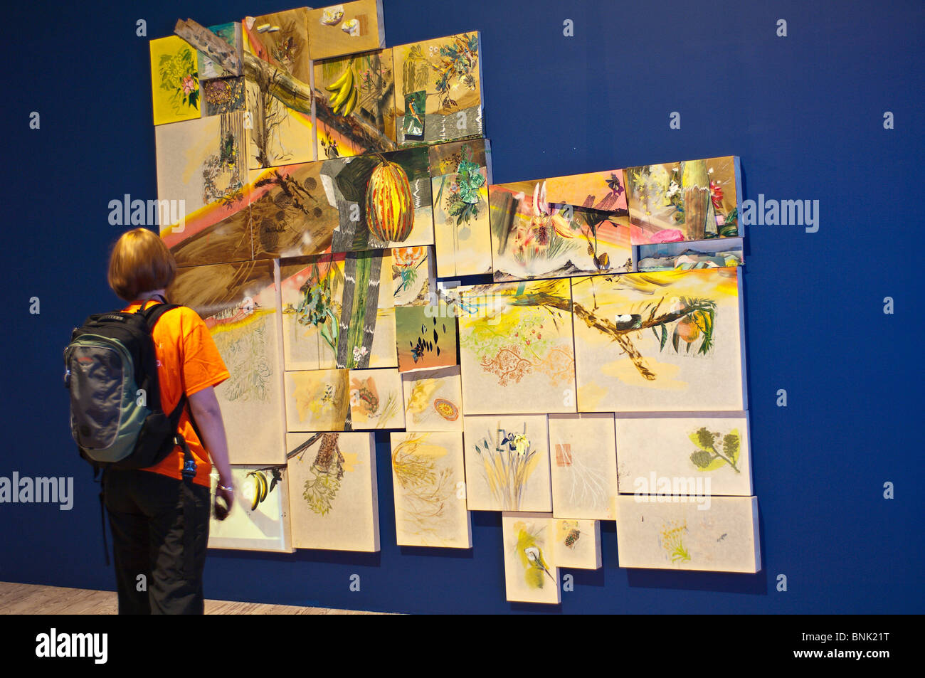 Viewing artwork at the Contemporary Arts Museum, Houston, Texas Stock ...