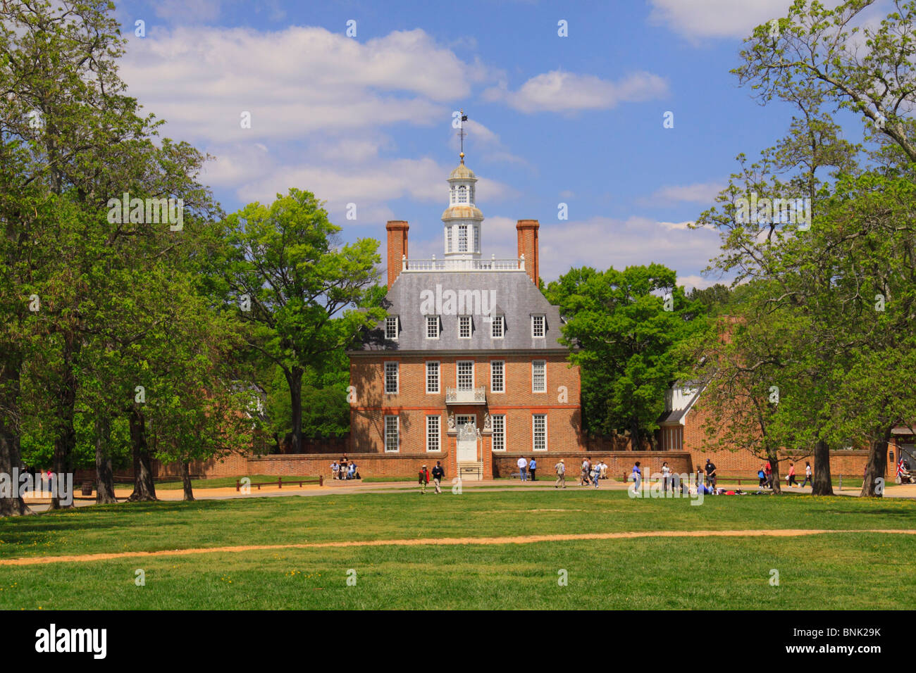 The Governor's Palace in the Historic Area of Colonial Williamsburg ...