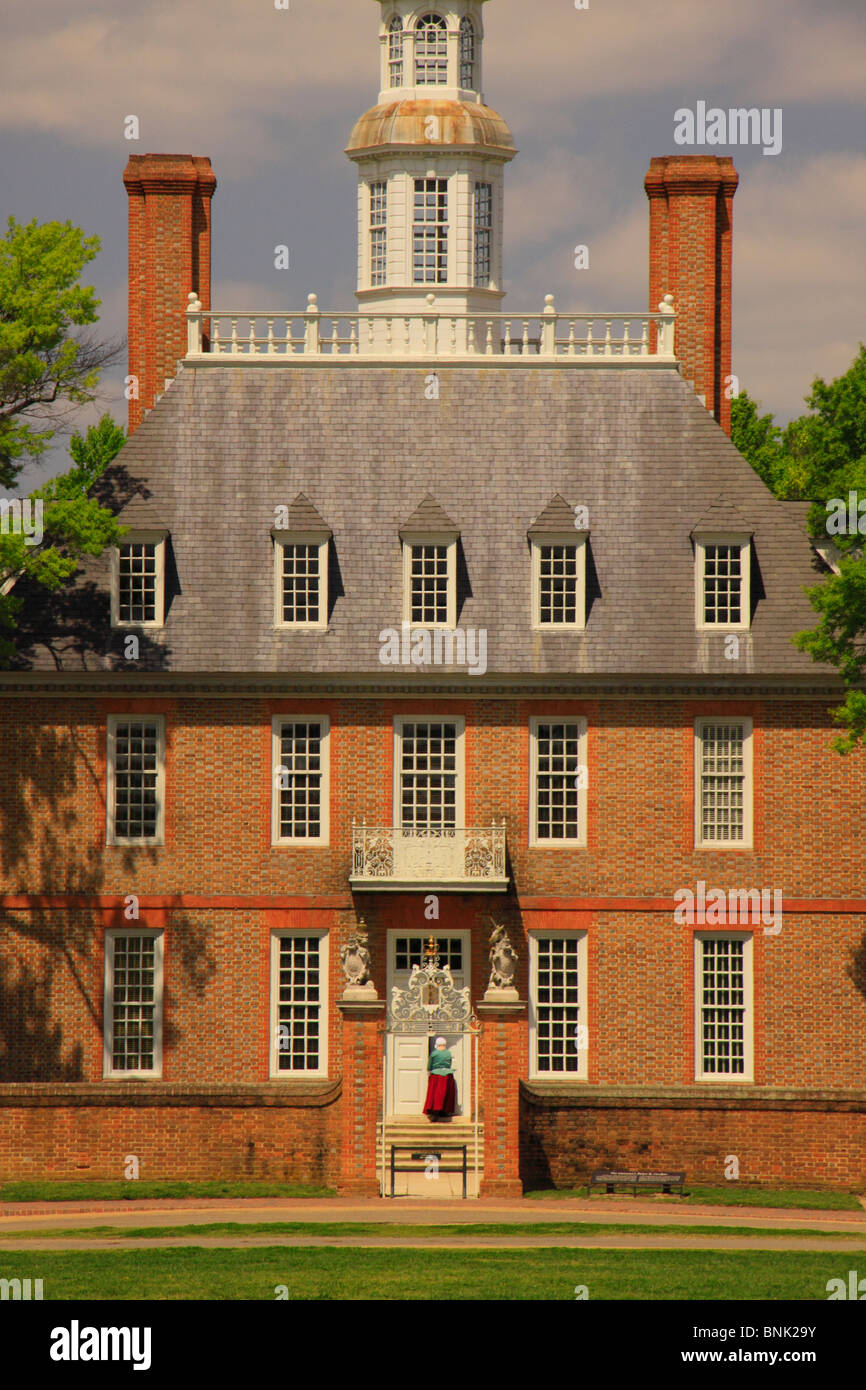 The Governor's Palace in the Historic Area of Colonial Williamsburg ...
