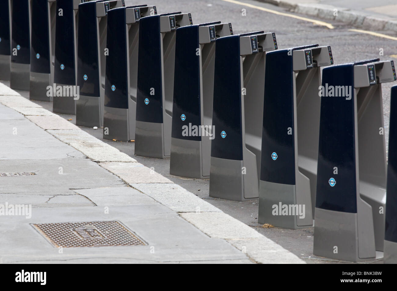Tfl cycle hi-res stock photography and images - Alamy