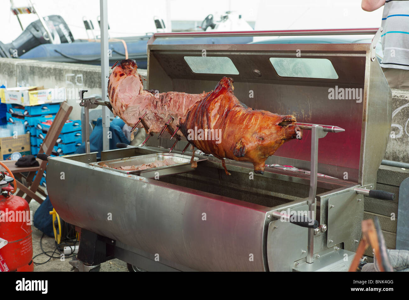 Roasting by the spit hi-res stock photography and images - Alamy