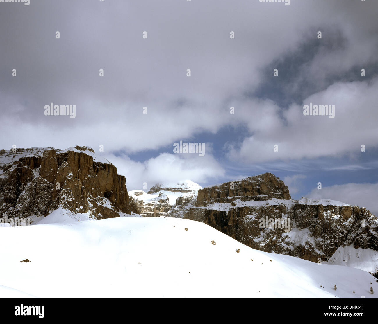 Gruppo sella gruppe passo sella hi-res stock photography and images - Alamy