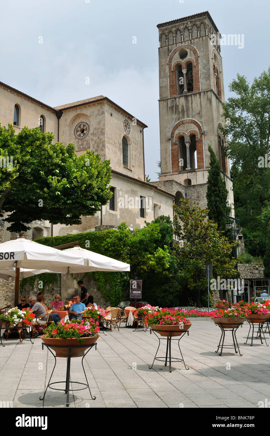 Piazza Duomo in Ravello on the Salerno Coast Stock Photo - Alamy