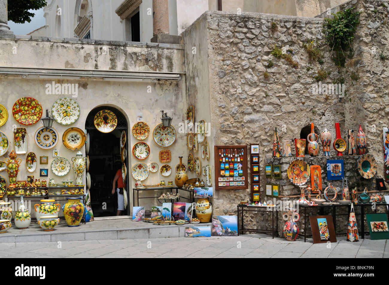 A souvenir shop on Piazza Duomo in Ravello Stock Photo - Alamy