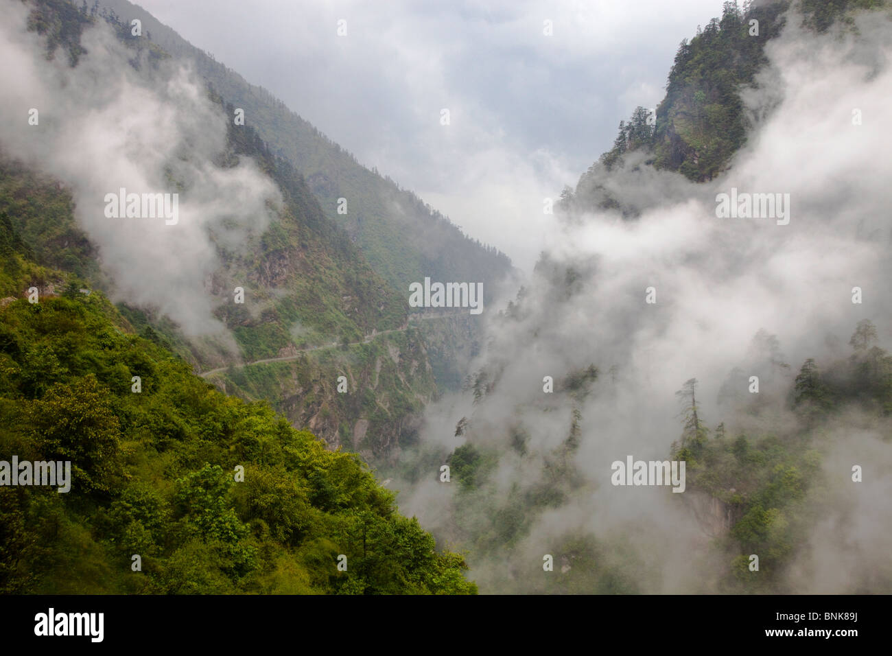 Nepal highway hi-res stock photography and images - Alamy
