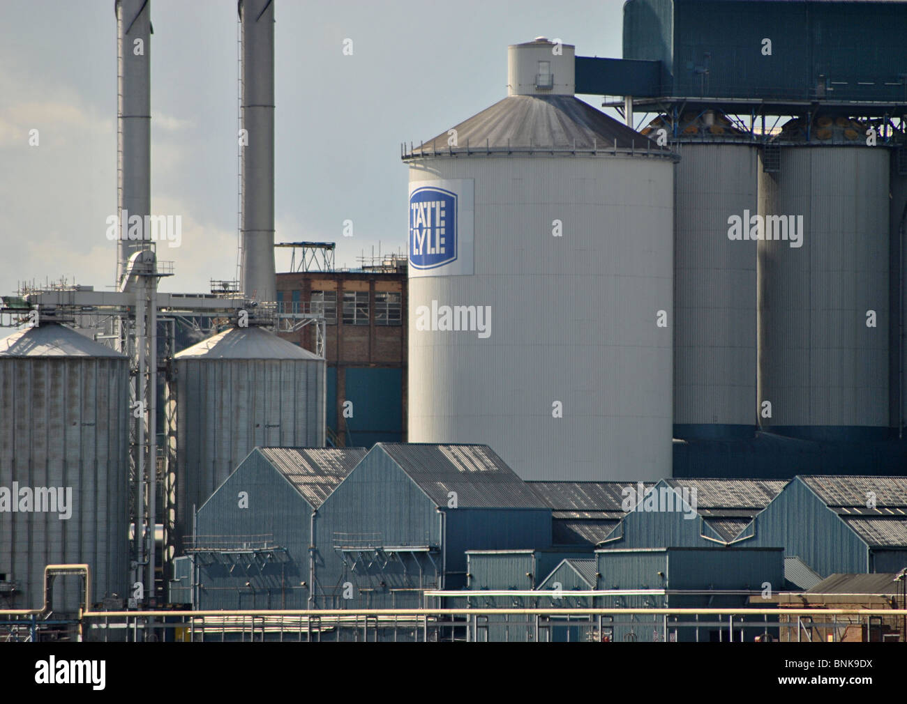 Tate and Lyle sugar refinery, London, England Stock Photo - Alamy