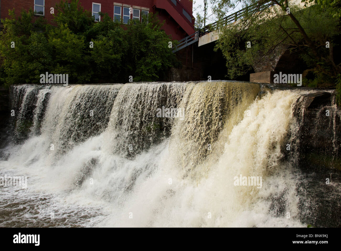 Chagrin falls hi-res stock photography and images - Alamy