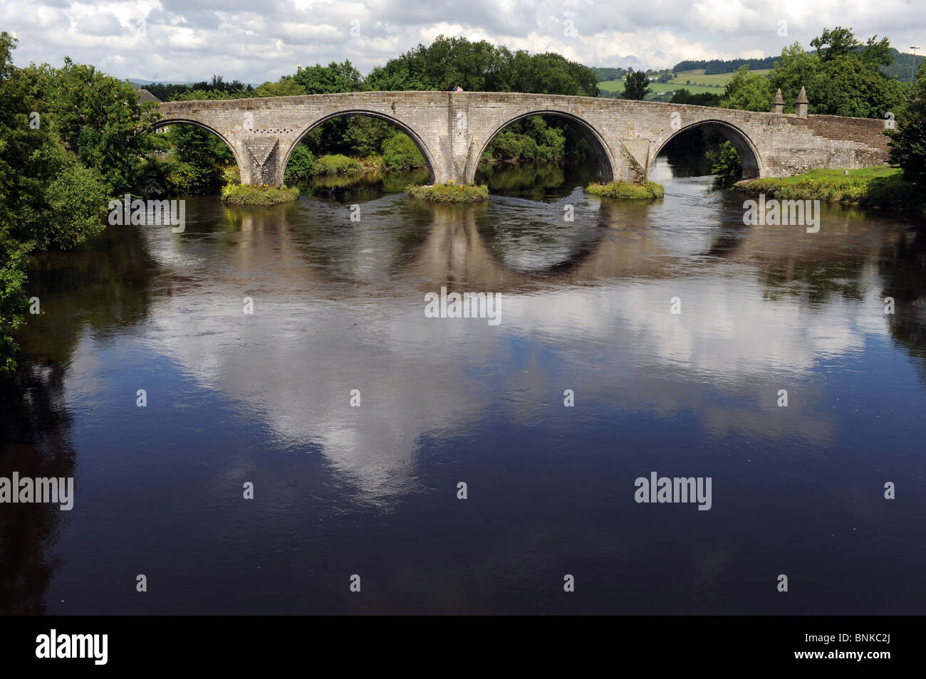 Stirling Old Bridge spanning the River Forth Stock Photo - Alamy