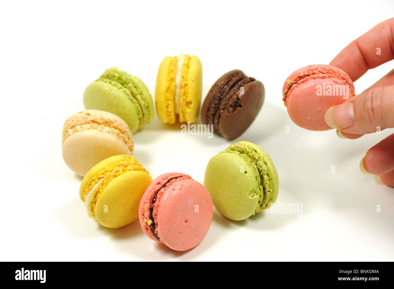 Crunchy macaroons hi-res stock photography and images - Alamy