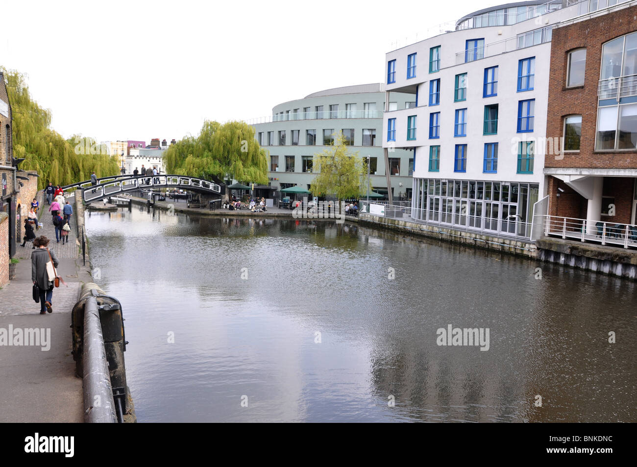 Hampstead road hi-res stock photography and images - Alamy