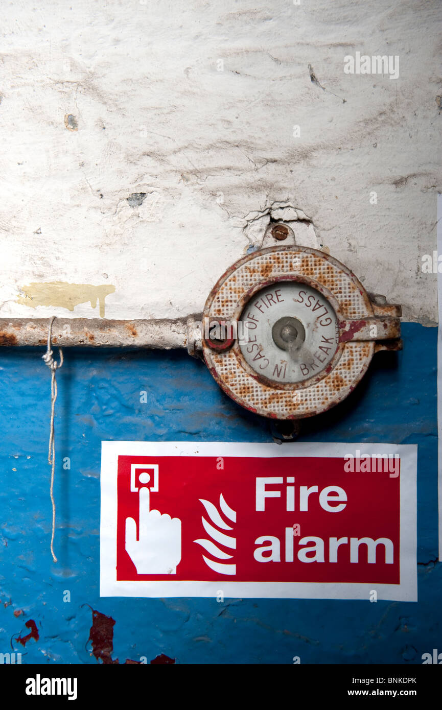 Old fire alarm hi-res stock photography and images - Alamy